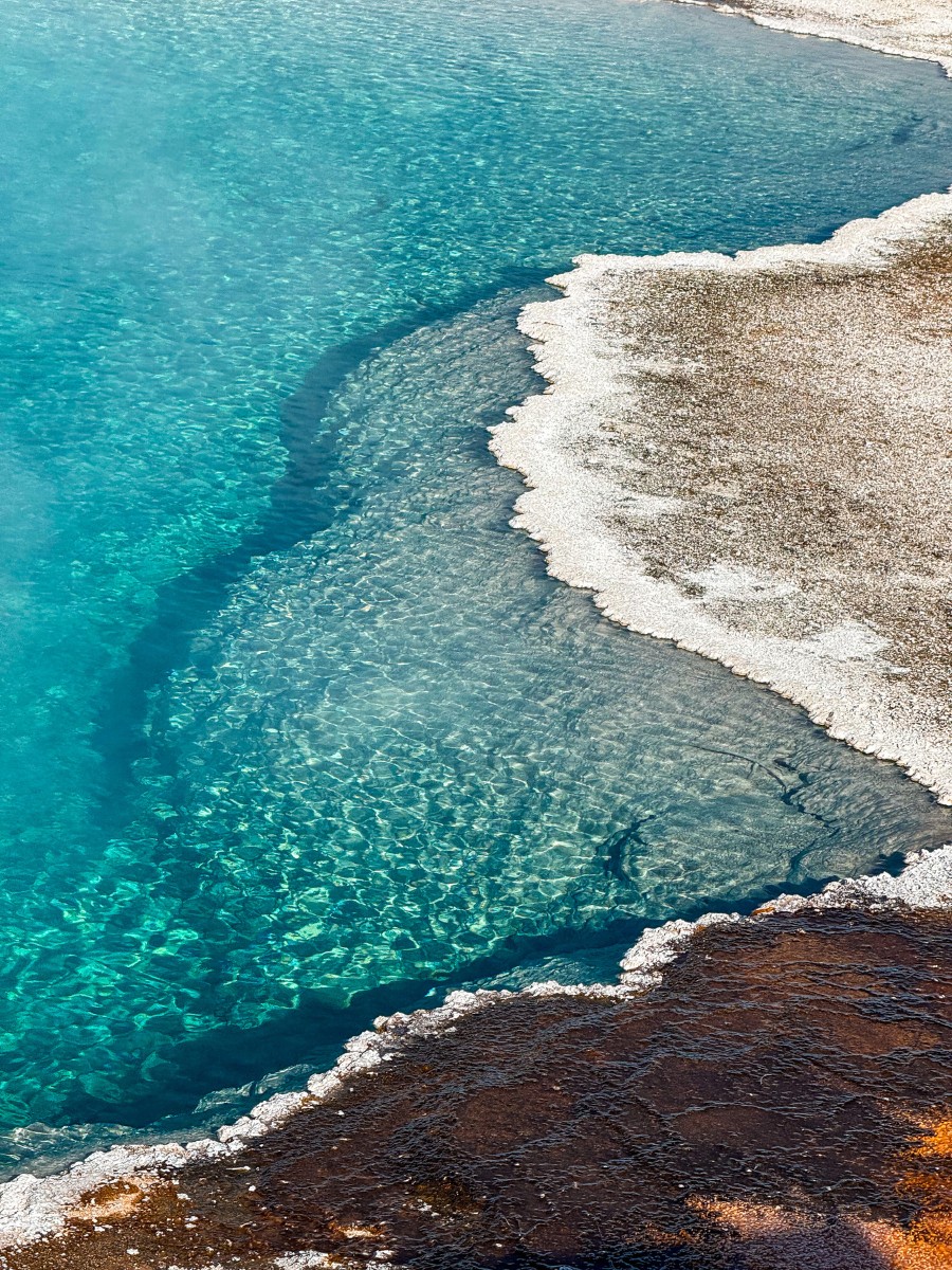 39 Photos of Yellowstone National Park That Will Make You Want To Visit